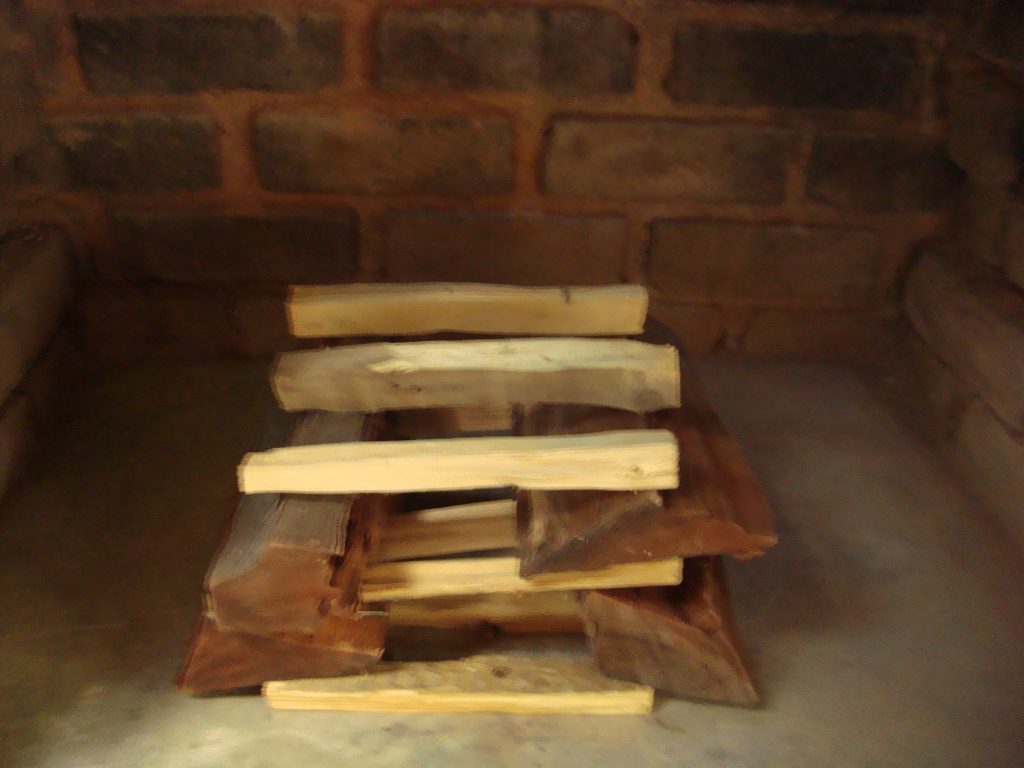 How To Make A Fire – FireLogs